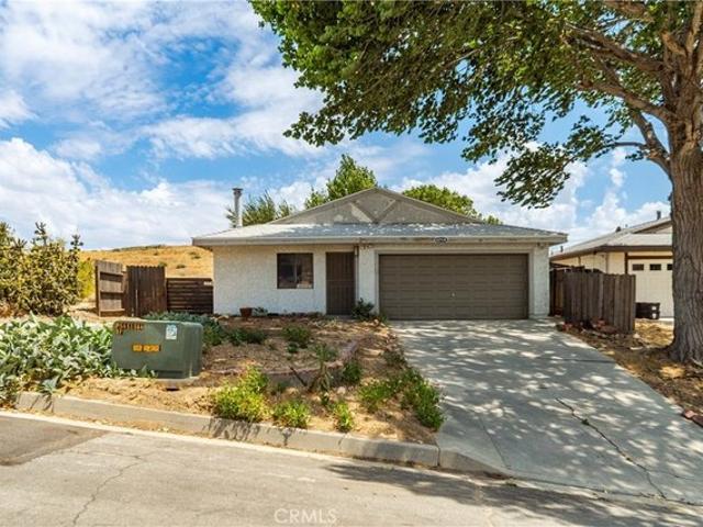 42534 Beaverbrook Dr, Lake Hughes, CA 93532