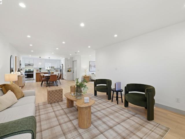 4253 David St