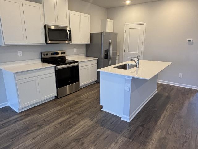 4253 Feetham Dr