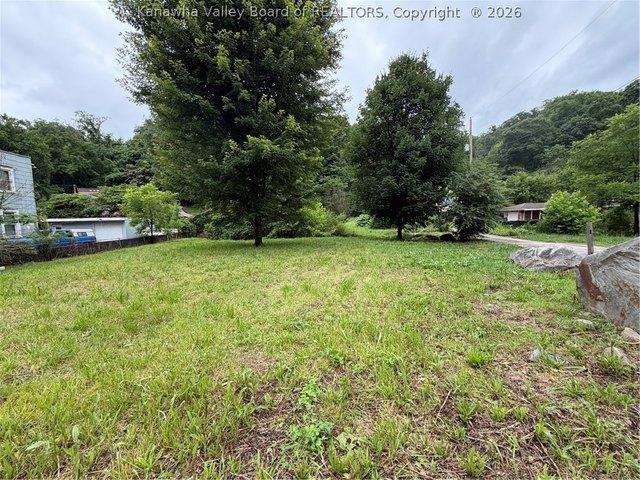 4253 Washington St W, Charleston, WV 25313