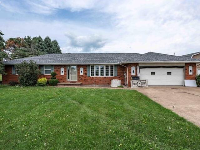 4253 West Harbor Rd, Port Clinton, OH 43452