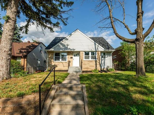 4253 6th St NE, Columbia Heights, MN 55421