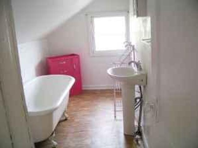 $425 / 1br Upper Apartment Grand Haven Michigan map