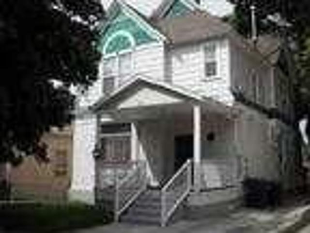 $425 / 1br 850ftÂ² Charming Ogden Apartment Ogden 1br bedroom