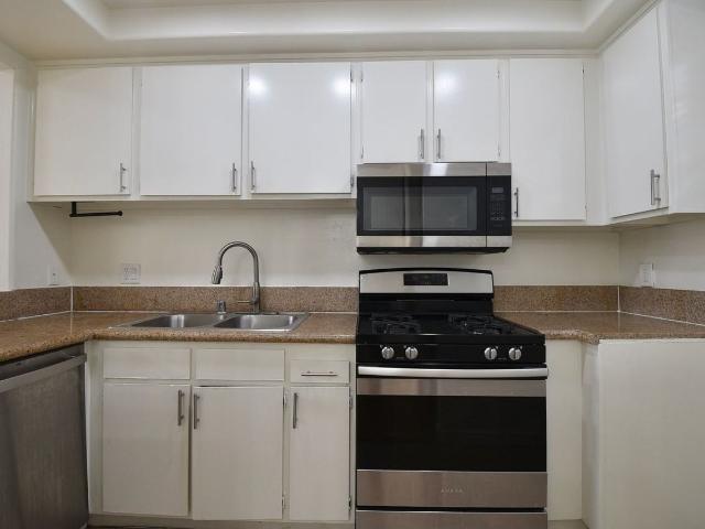 425 2 Bedroom Apartment for Rent at 425 N Alvarado St, Los Angeles, CA 90026 Greater Echo Park Elysian