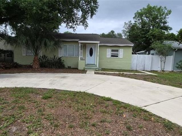 425 40th Ave NE, Saint Petersburg, FL 33703