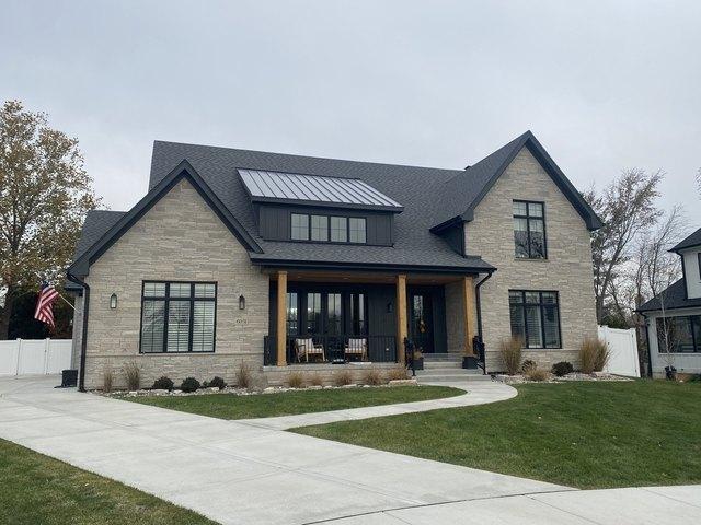425 40th St, Downers Grove, IL 60515