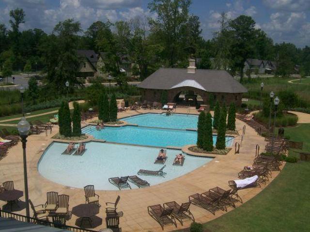 $425 / 5br Creekside of Auburn Condo Auburn, AL map
