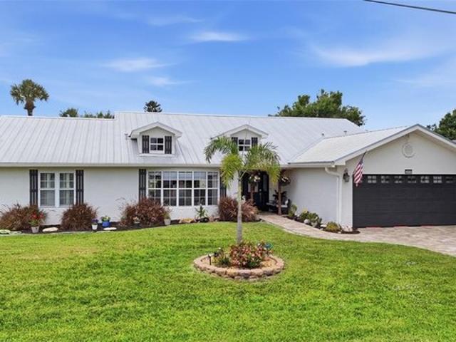 425 Corrientes Cir, Punta Gorda, FL 33983