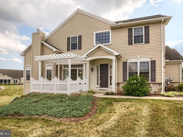 425 Carmella Dr, Mechanicsburg, PA 17050