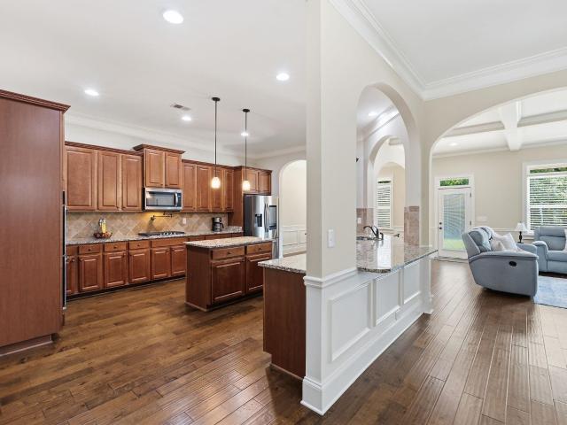 425 Castleford Place