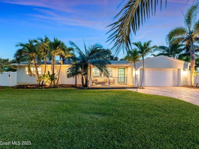 425 Cinnamon Dr, Satellite Beach, FL 32937