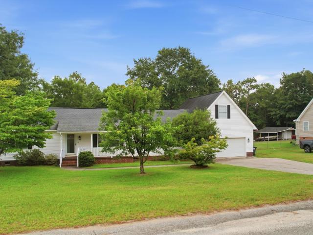 425 Crestwood Arch