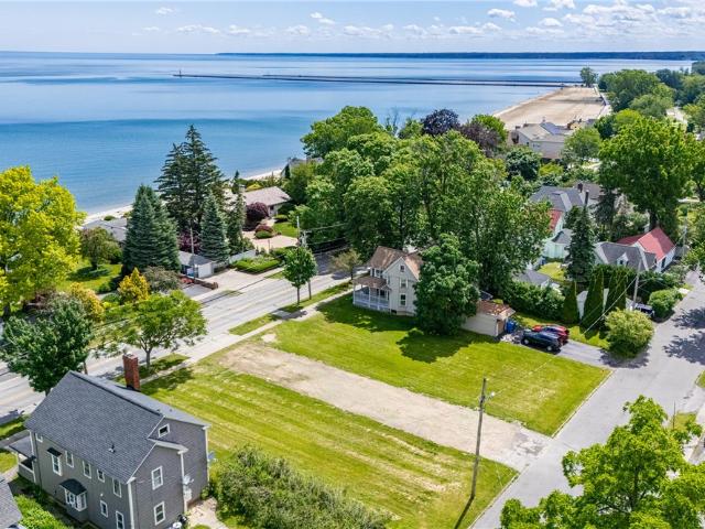 425 A Beach Avenue