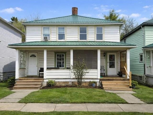 425 and 427 Bessemer Ave, Lyndora, PA 16045