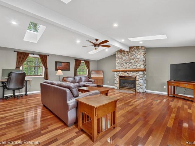 425 Arbor Pine Drive