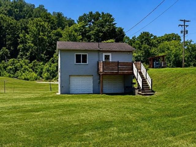 425 Bridge St, Fairmont, WV 26554