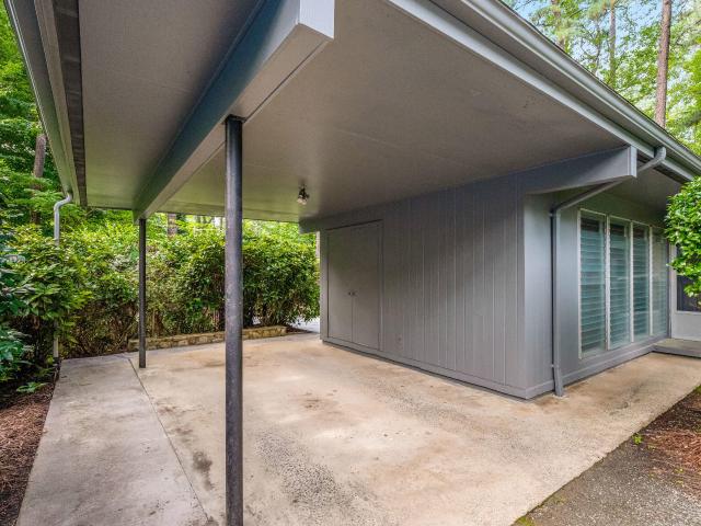 425 Brookside Drive