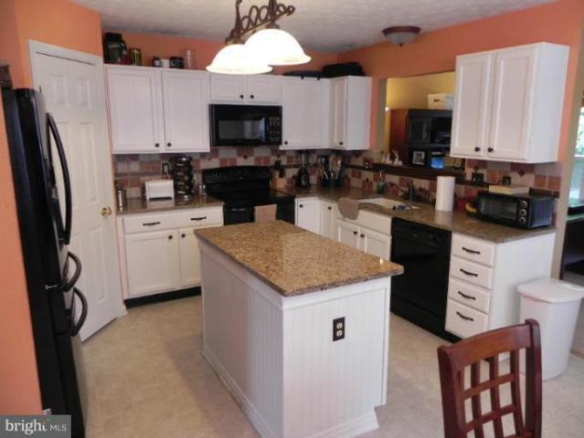 425 Button Woods Road