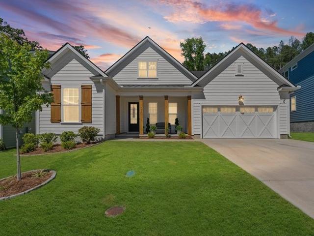 425 Galleron Ct, Fountain Inn, SC 29644