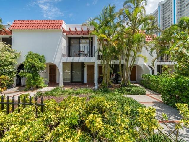 425 Grapetree Dr Apt 206, Key Biscayne, FL 33149