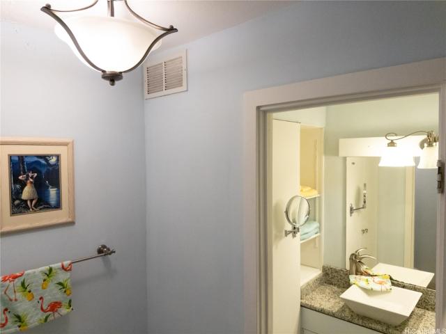 425 Ena Rd, Unit 706B, Honolulu, HI 96815 | MLS #202528