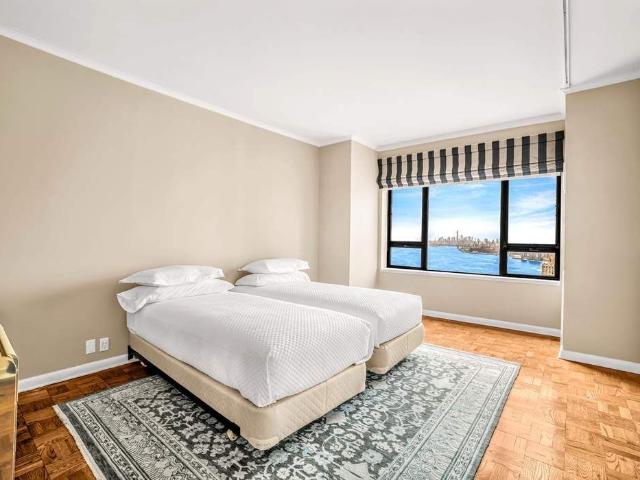 425 East 58th Street, Unit 42G