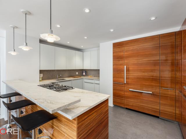 425 East 63rd Street, New York, NY