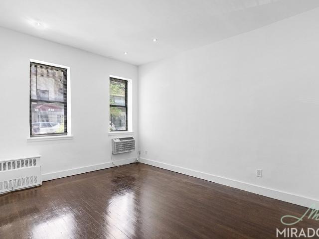 425 East 74th Street, New York, NY