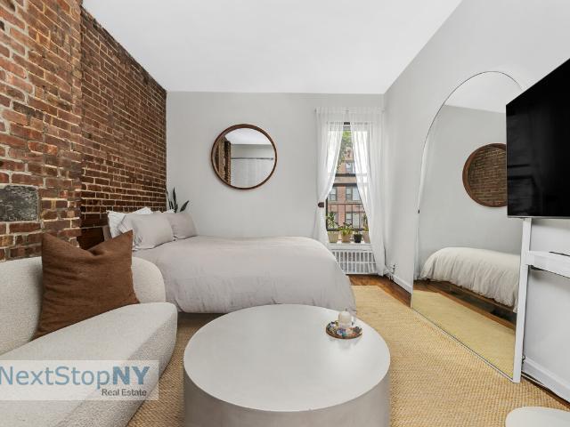 425 East 78th Street, New York, NY