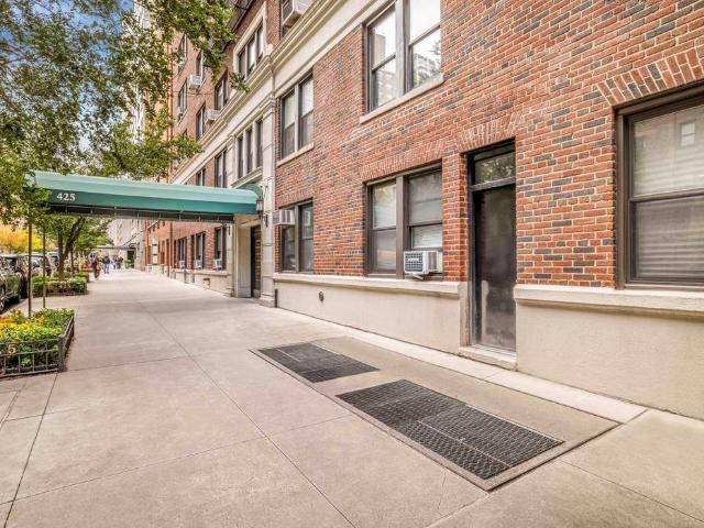 425 East 86th Street, New York, NY