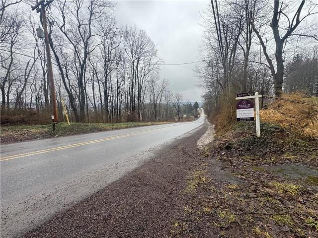 425 Felgar Rd, Somerset, PA 15501 | MLS #1742