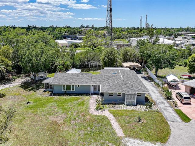 425 Fireball Ct, Punta Gorda, FL 33950 | MLS #C7525