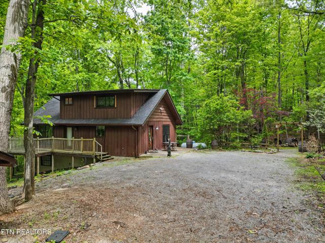 425 Hemlock Lane