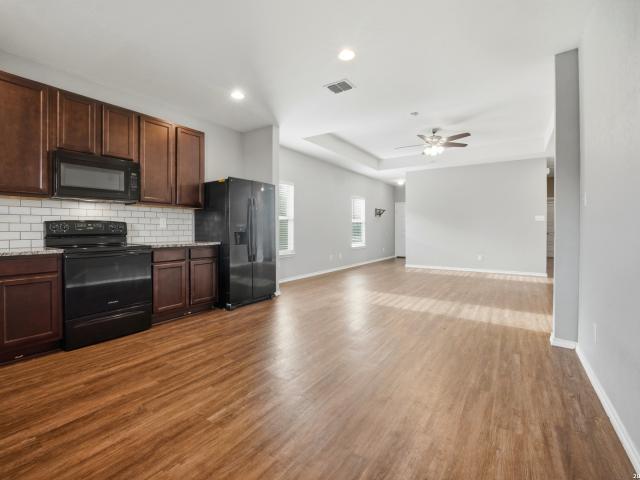 425 Hunters Ranch E, San Antonio, TX 78253 | MLS #1957 | Compass