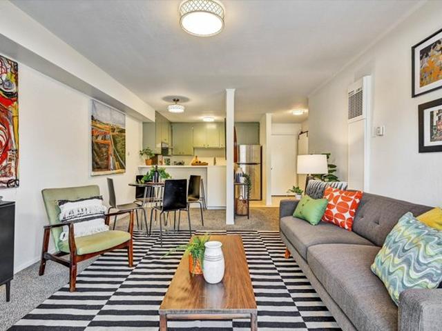 425 Orange St Apt 202, Oakland, CA 94610