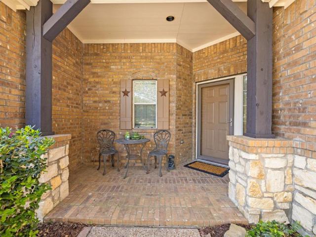 425 Long Cove Drive