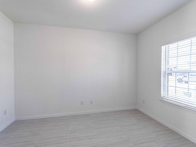 425 Monarch Trl, Huntsville, TX 77340 | MLS #24693 | Compass