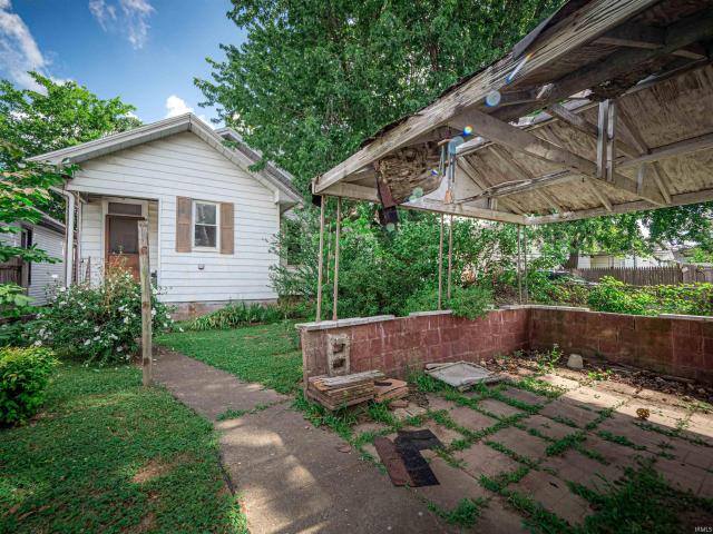 425 Maxwell Avenue