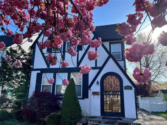 425 Marcellus Road