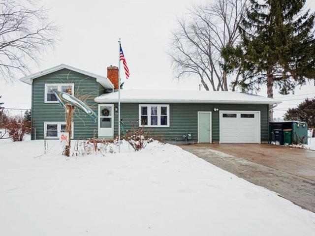 425 Marshall Ave, Fond du Lac, WI 54935