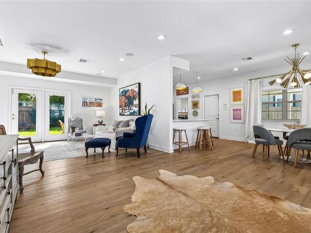 425 Metairie Lawn Drive