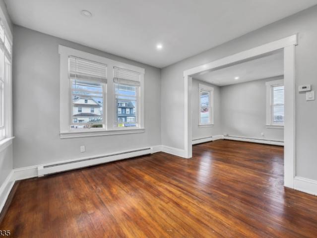 425 Mercer Ave, Roselle, NJ 07203 | MLS #4014 | Compass