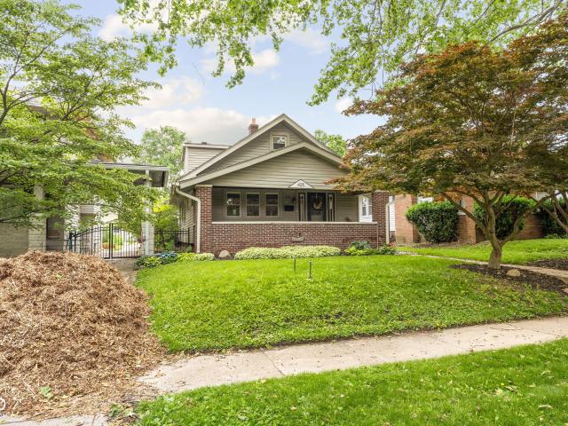 425 N Bosart Avenue