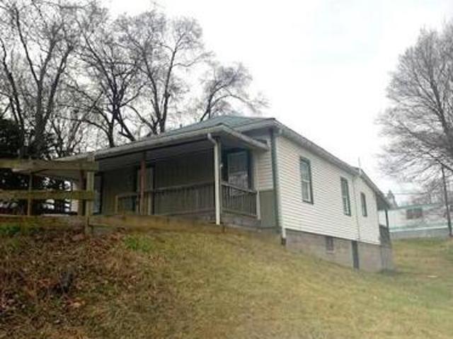 425 N High St, Romney, WV 26757