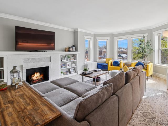 425 N Maple Ave, Oak Park, IL 60302 | Compass