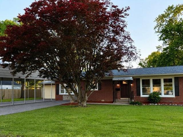 425 N Summers St, Du Quoin, IL 62832