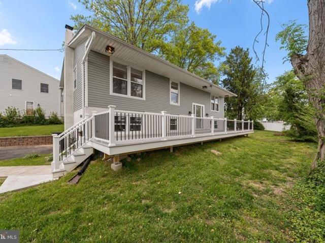 425 North Ln, Ridley Park, PA 19078