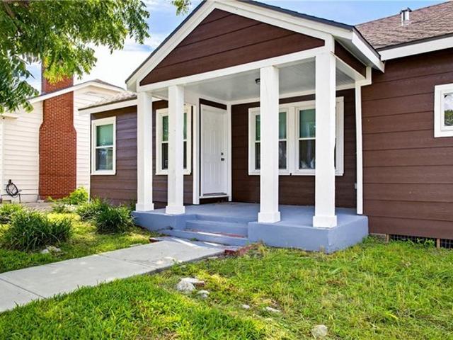 425 Naples St, Corpus Christi, TX 78404
