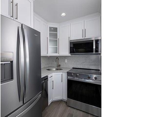 425 Newbridge Road 27